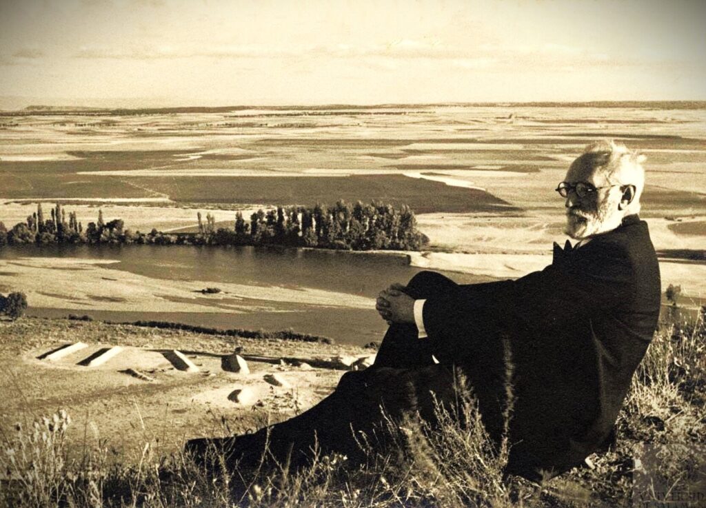 Salamanca en la poesía del exilio de Miguel de Unamuno - Como un libro